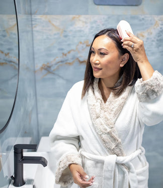 Laduora DUO Red Light Therapy Hair Growth & Repair Brush